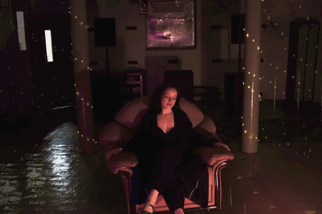 Laura Groves Releases New EP 'Yes' via Bella Union in August